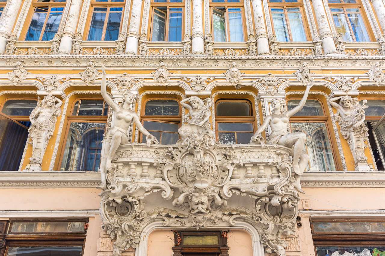 To Russia with Love or: How to visit Russia Visa-free – Holiday-Golightly