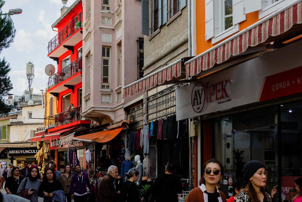 Shopping in Izmir Kemeralti Bazaar: “Just gorgeous things, you know ...