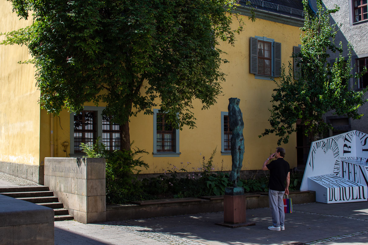 Classic and Modern Weimar in 24 Hours – Holiday-Golightly