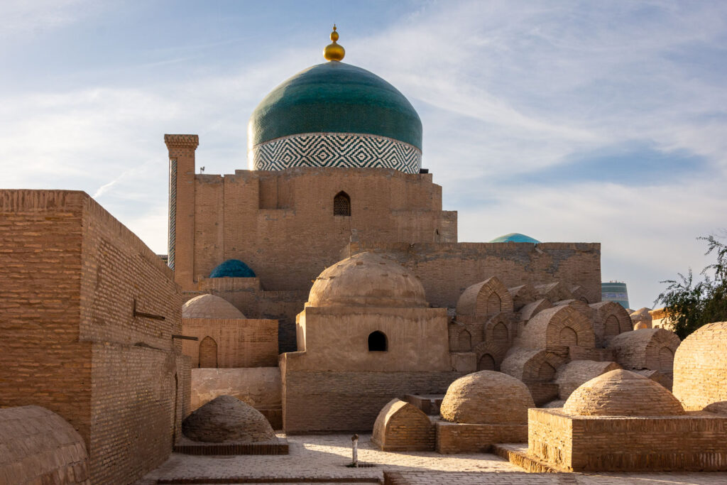 Night Trains in Uzbekistan - sustainable, safe and fun - Holiday-Golightly