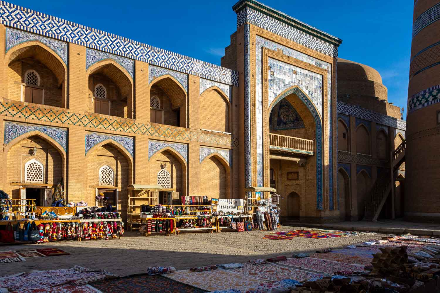 Xiva Blues and Whites: A two-day Xiva travel guide – Holiday-Golightly