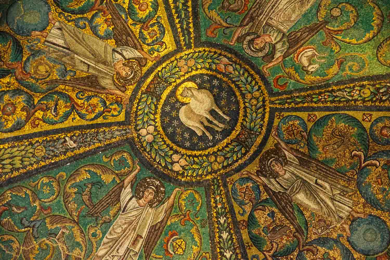 The Stunning Ravenna Mosaics – Holiday-Golightly