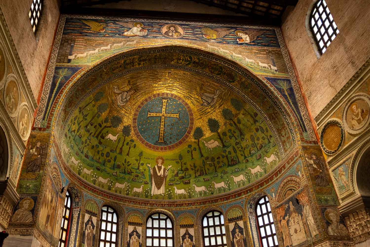 The Stunning Ravenna Mosaics – Holiday-Golightly